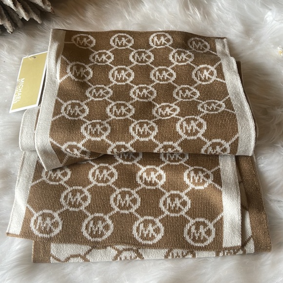 MICHAEL Michael Kors | Accessories | Michael Kors Logo Scarf | Poshmark
